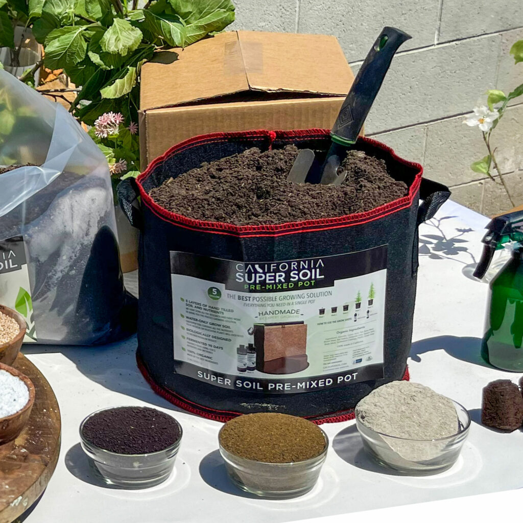 Deluxe Dual Kit - Comes with 4 Prefilled Grow Pots | The Bud Grower